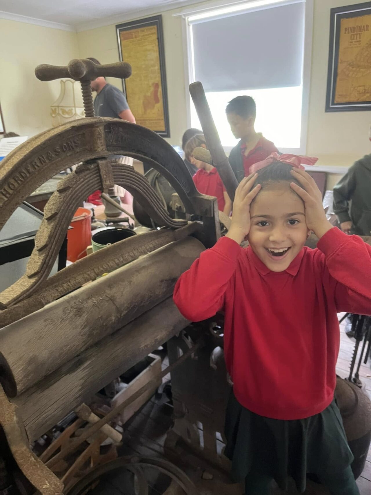 Visit by Bobs Farm Public School | Tomaree Museum